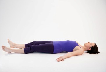कैसे करें शवासन | Shavasana yoga | योग आसन | Nishaindia.com